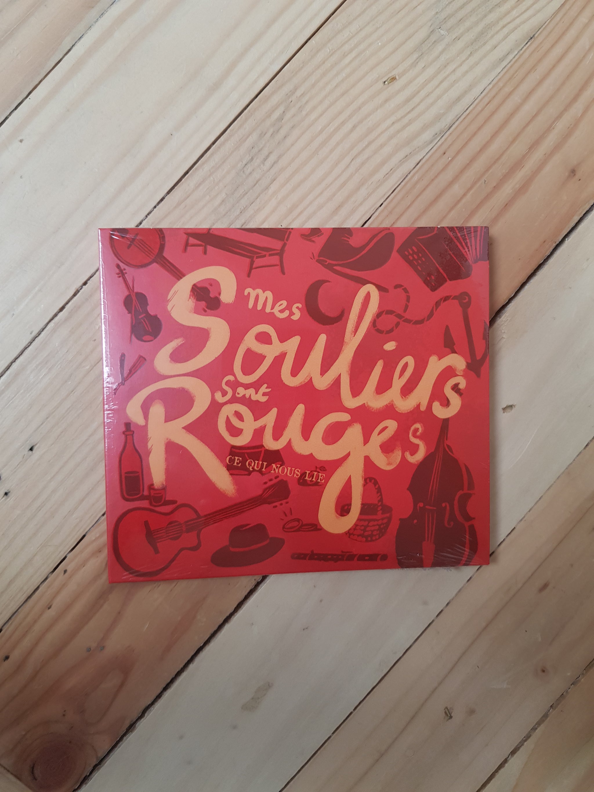 Mes Souliers Sont Rouges – Mes Souliers Sont Rouges - La Boutique ...